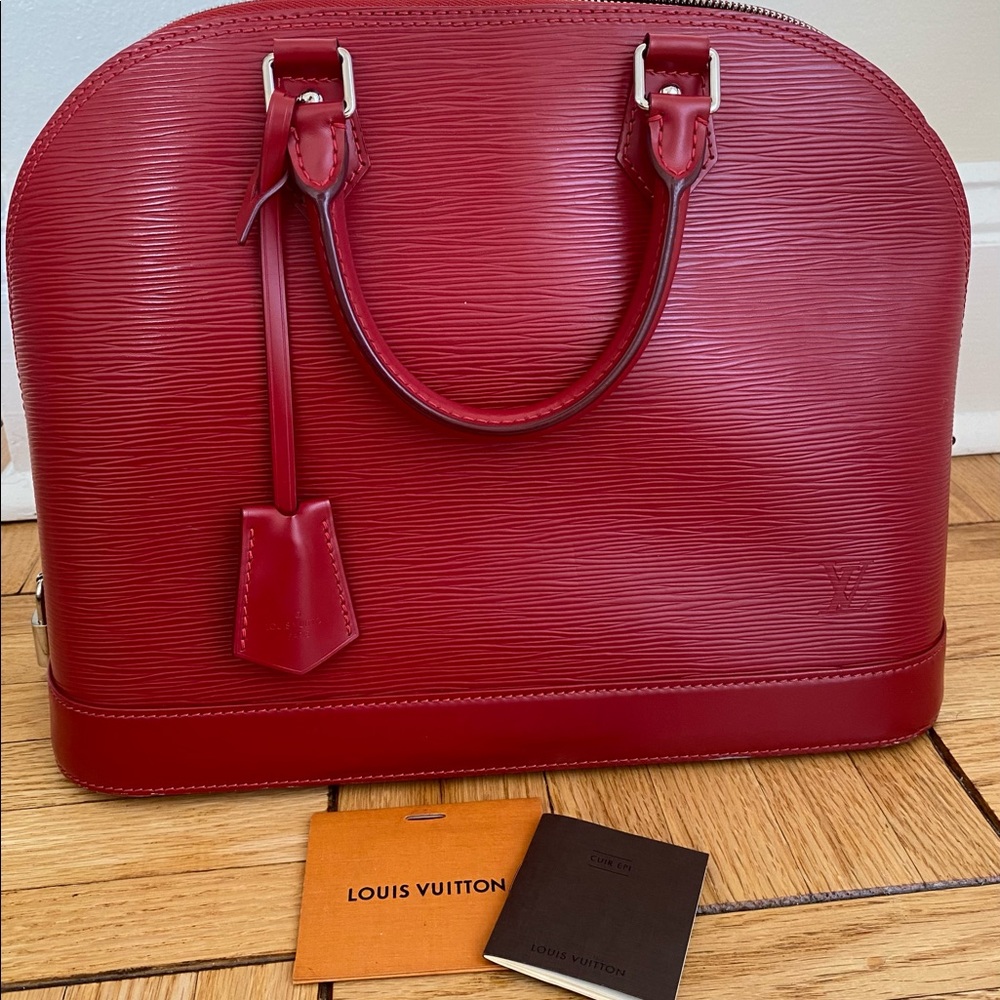 Louis Vuitton Red Epi Alma Pm - Gem